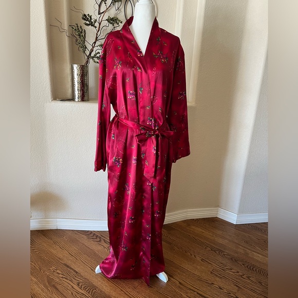 Intimates & Sleepwear | Vintage Satin Full Length Robe Inner Most Small ...